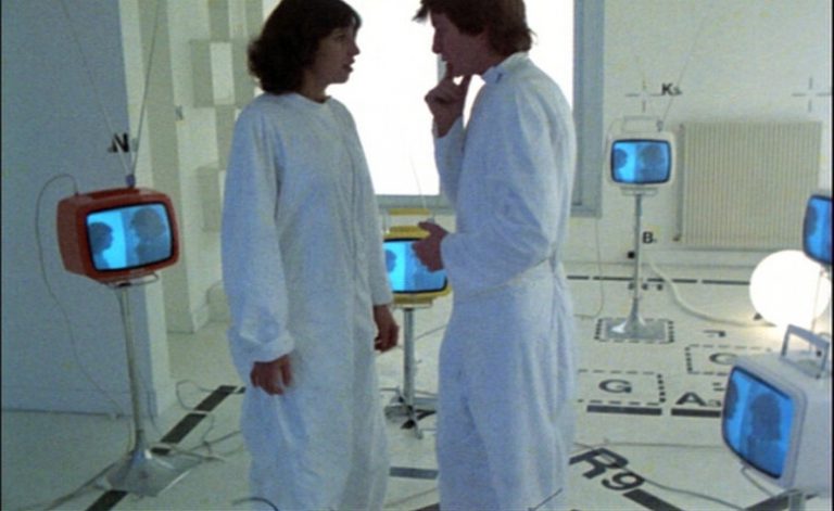 Eclipse 1977: Le Couple Témoin – Random Thoughts